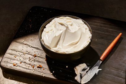 Reduced Fat Chive and Onion Cream Cheese Tub