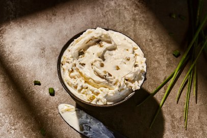 Reduced Fat Chive and Onion Cream Cheese